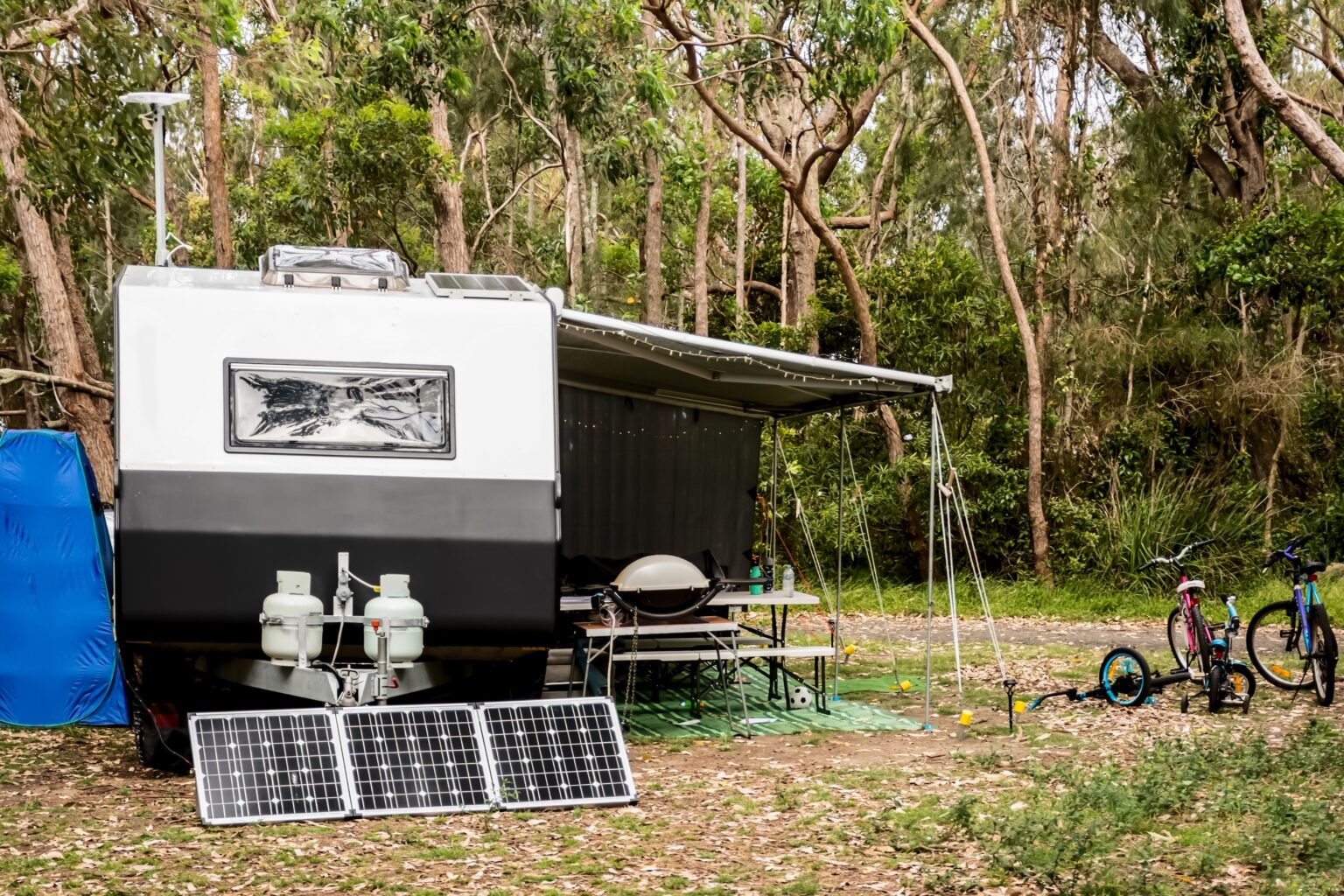 Eco-Friendly 10-Step Guide: Camping Solar Setup | CCIANSW